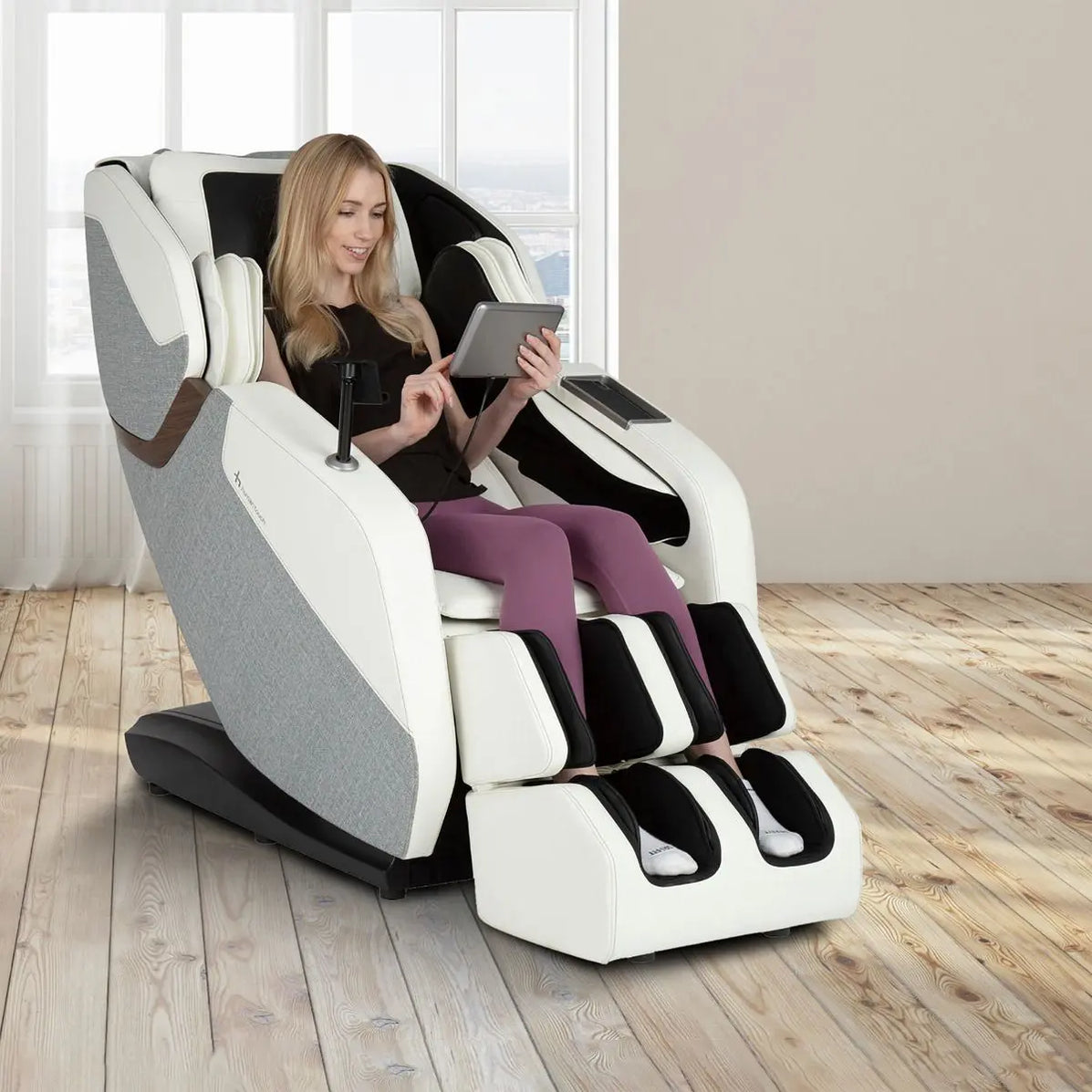 WholeBody ROVE Massage Chair by Human Touch | Relax The Back